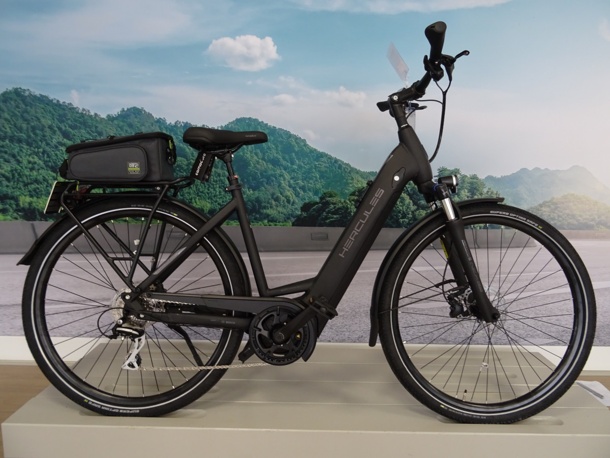 E-Bike HERCULES Futura Sport I-R8 Tiefeinsteiger *NEU* auf bikeboerse.com