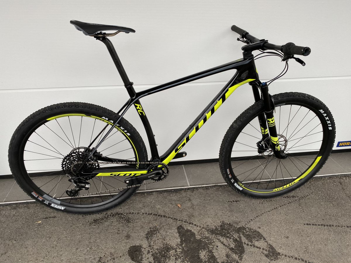 SCOTT Scale 900 RC World Cup auf bikeboerse.com